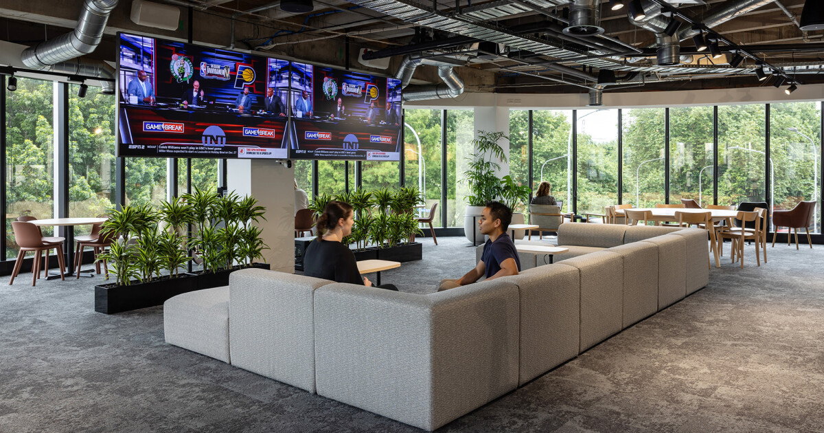 A space to relax, regroup and recharge | Les Mills International - STACK Interiors